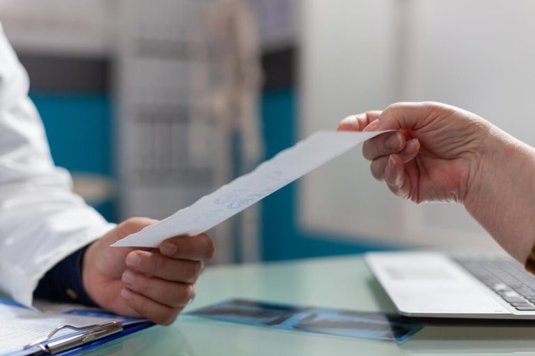 How to Ensure Effective Business Communication with Document Receipts ...